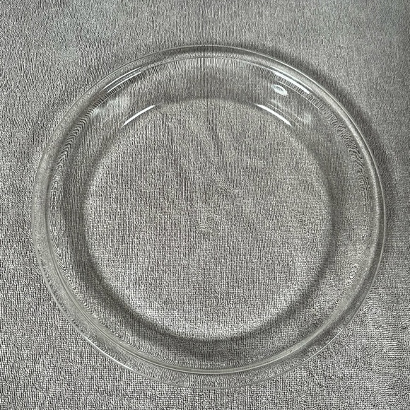 Pyrex | Kitchen | Vintage Pyrex 2 Smooth Rim 10 Glass Pie Plate Made In ...